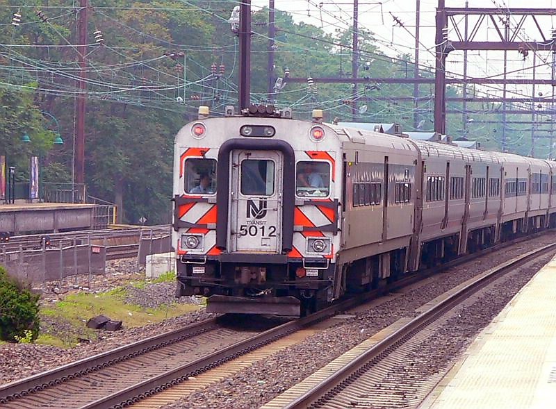 NJT Comet IV 5012